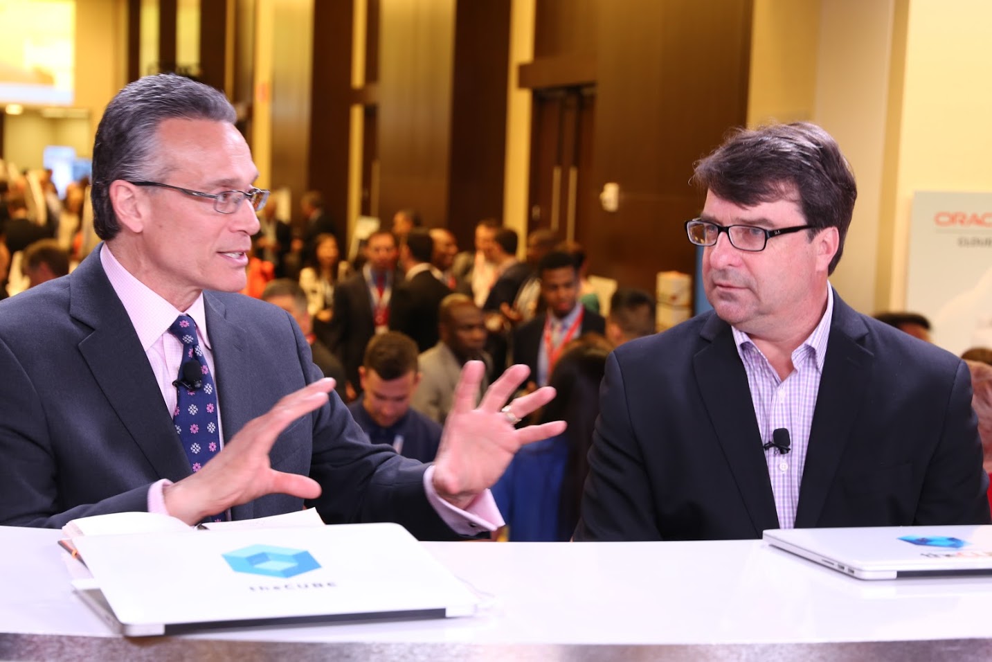 Oracle Cloud Machine fuels race against AWS | #CloudWorld - SiliconANGLE