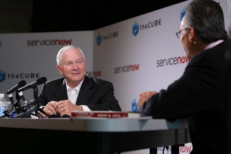 Leadership insights from former U.S. Secretary of Defense Robert Gates ...