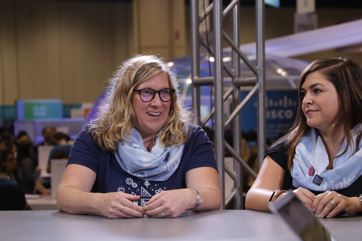 LinkedIn 'algorithmically' trains programs to train women in tech ...