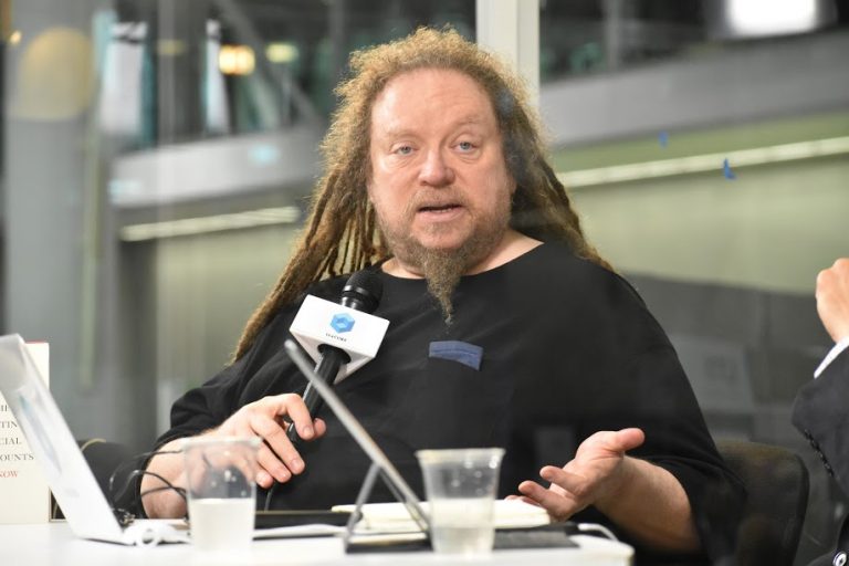 VR pioneer Jaron Lanier quit social media and says you should too ...