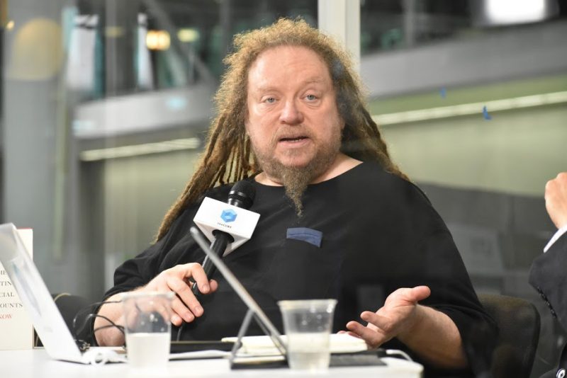 VR pioneer Jaron Lanier quit social media and says you should too ...