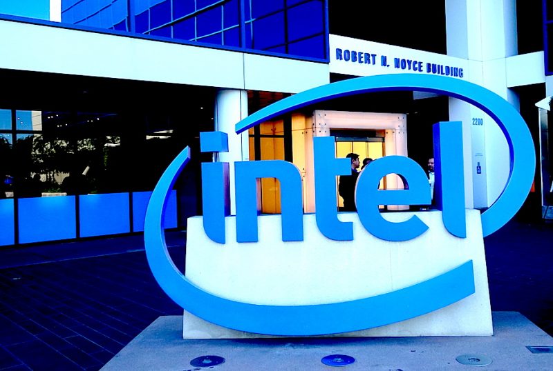 Chip giant Intel shows its resilience with blowout earnings - SiliconANGLE