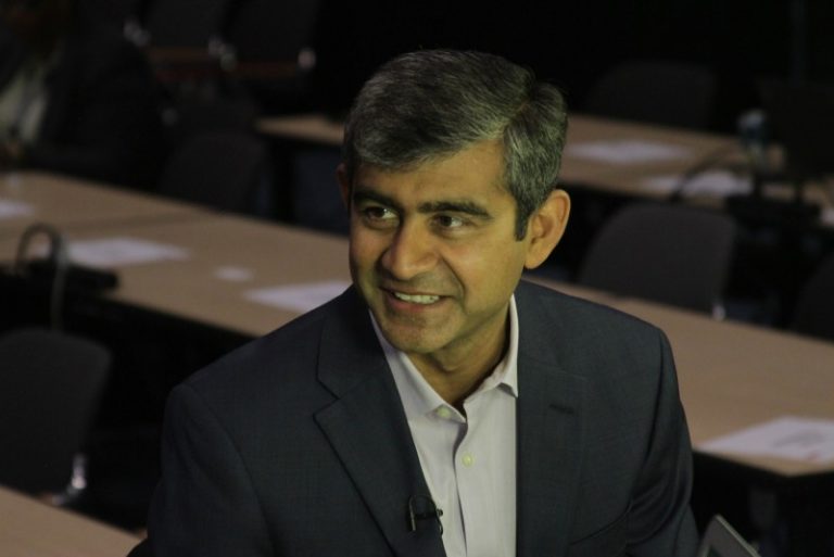 Google Cloud poaches longtime Oracle exec Amit Zavery - SiliconANGLE