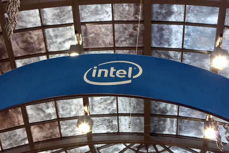 Intel warns of 'extremely tight' chip supply despite building up ...