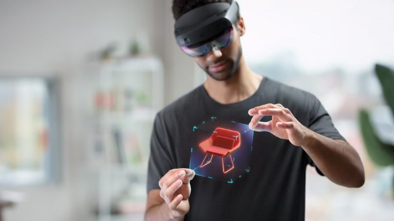 Microsoft starts shipping enterprise-focused Hololens 2 mixed-reality ...
