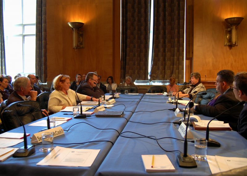 Bipartisan Senate report finds federal agencies continue to suffer ...