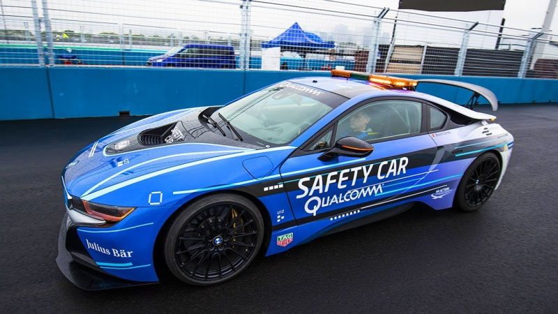 Qualcomm partners with Mercedes-Benz and Red Hat to accelerate its ...