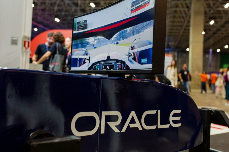 Oracle debuts cloud generative AI service to help enterprises deploy ...