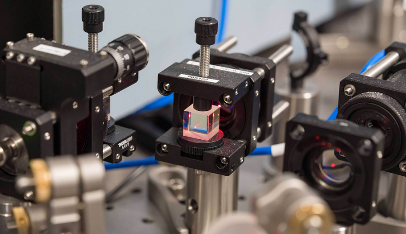 Microsoft partners with Atom Computing to launch commercial quantum ...