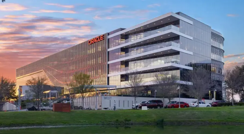 Oracle appoints Clay Magouyrk and Mike Sicilia co-CEOs amid AI growth ...