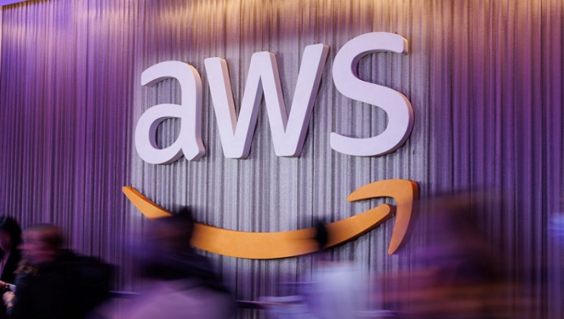 AWS adds database features and license options aimed at simplifying ...